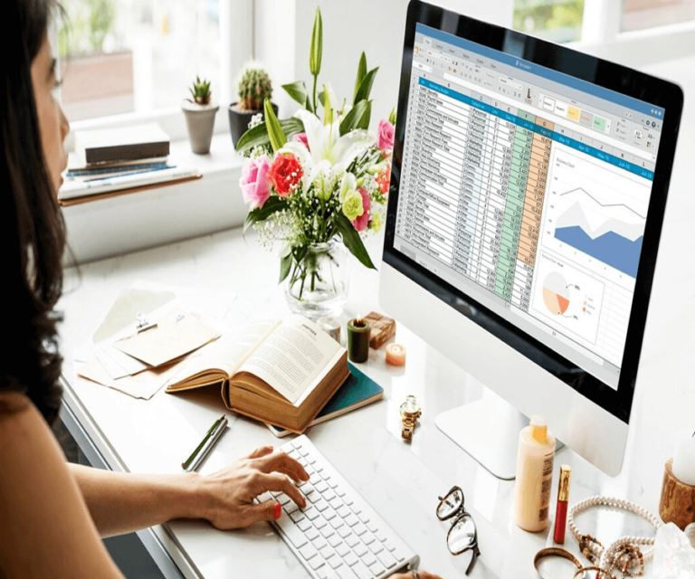 Outsource Finance & Accounting Solutions for SMEs | Knowvisory